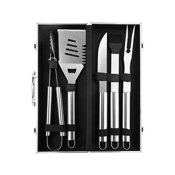 5 Piece Grilling Tool Set with Aluminum Case | Tool.com